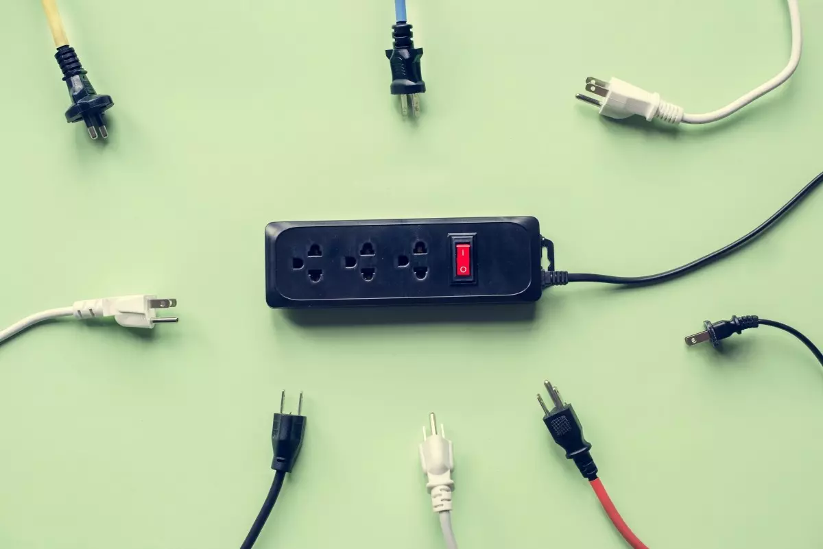5 Common Bad Habits That Waste Energy | Energy Outlet